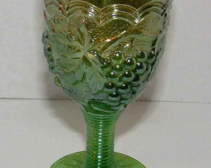 ZERO SHIPPING! Vintage Imperial Grape Helios 4" Wine Carnival Glass ...
