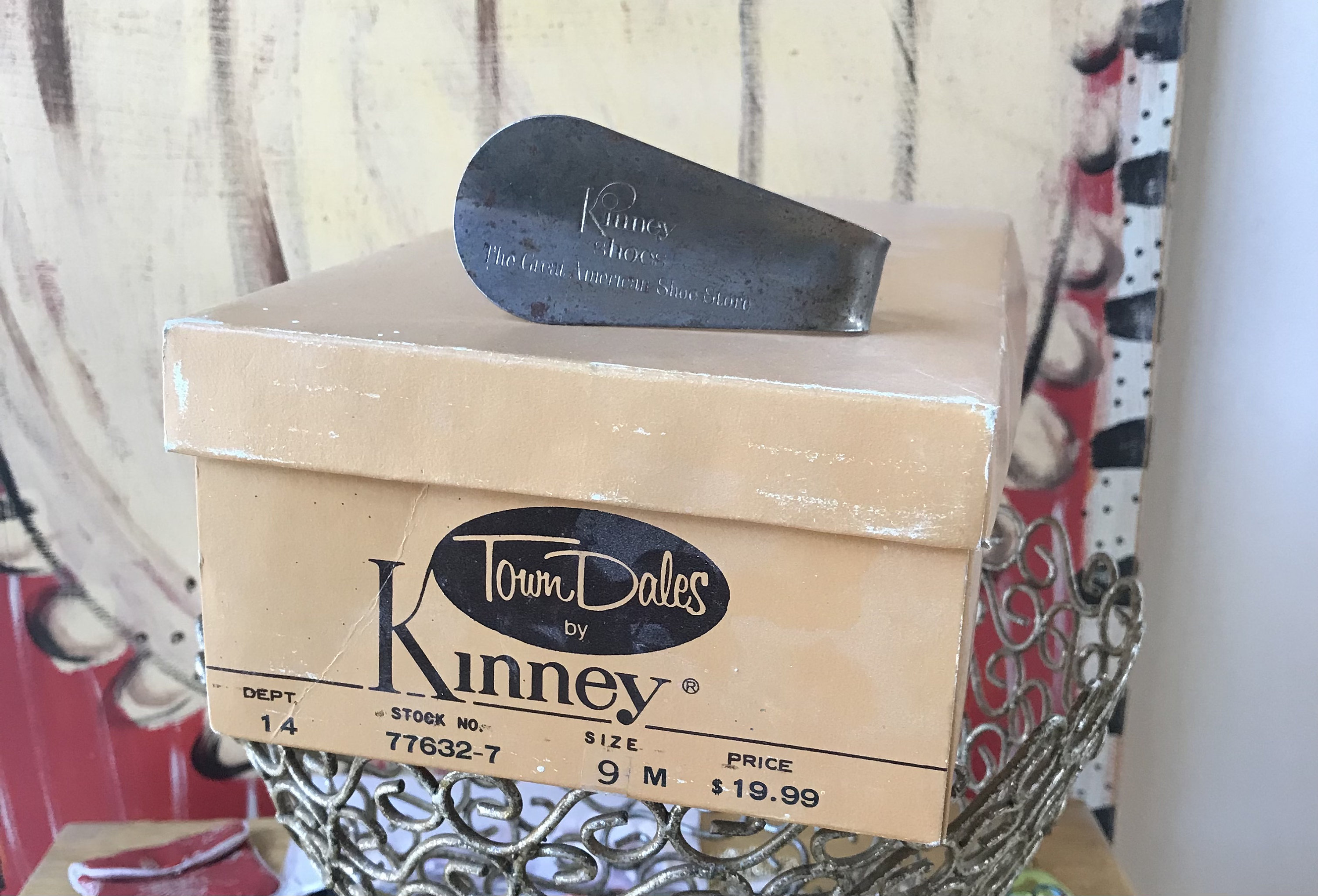 Original Kinney Shoes Shoebox & Shoehorn - Etsy