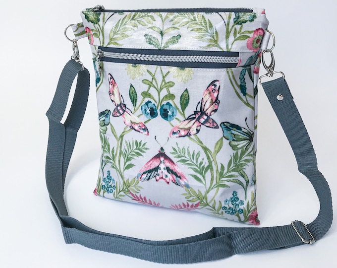 Oilcloth bags handmade totes shoulder bags by myuniquecolours