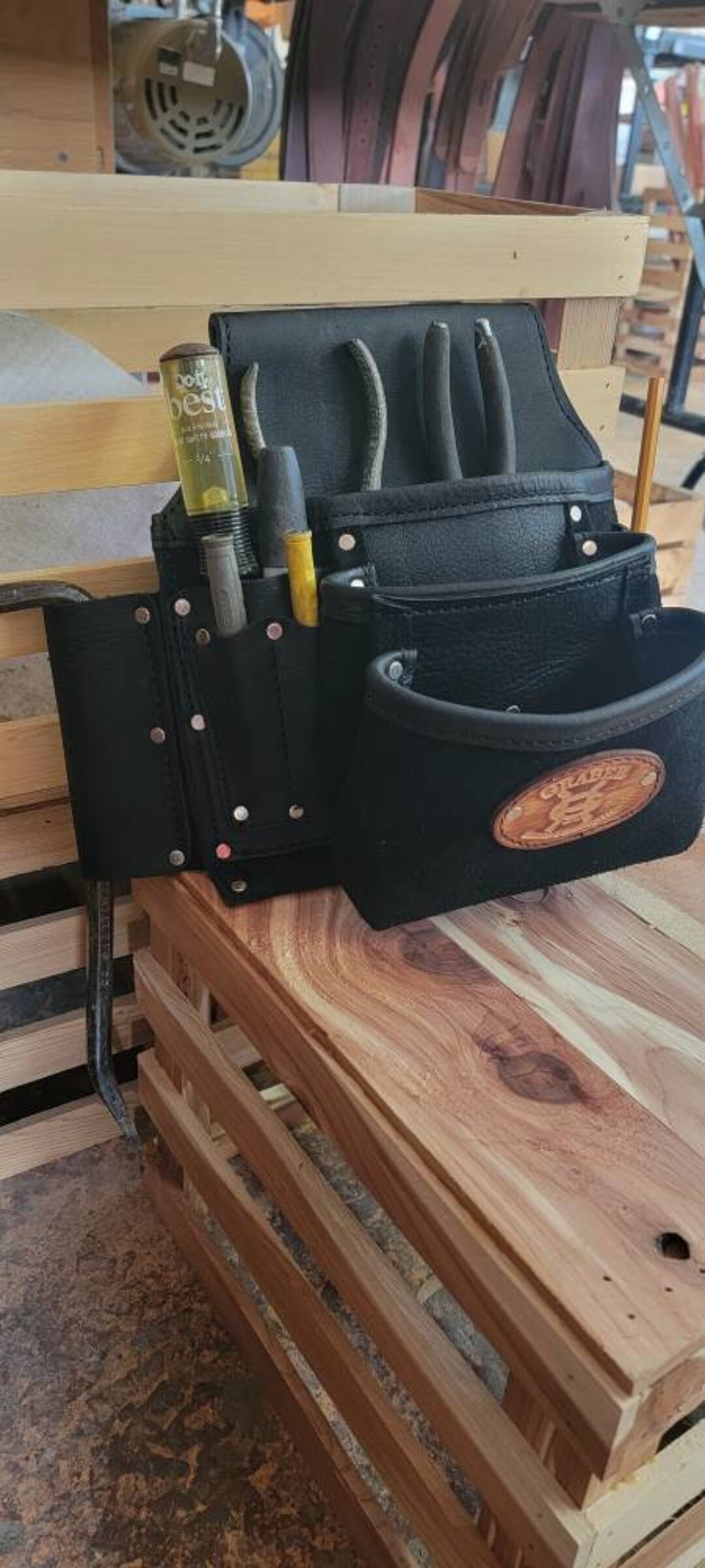 Handcrafted Black Leather Tool Pouch, Copper Riveted, Right Side - Etsy