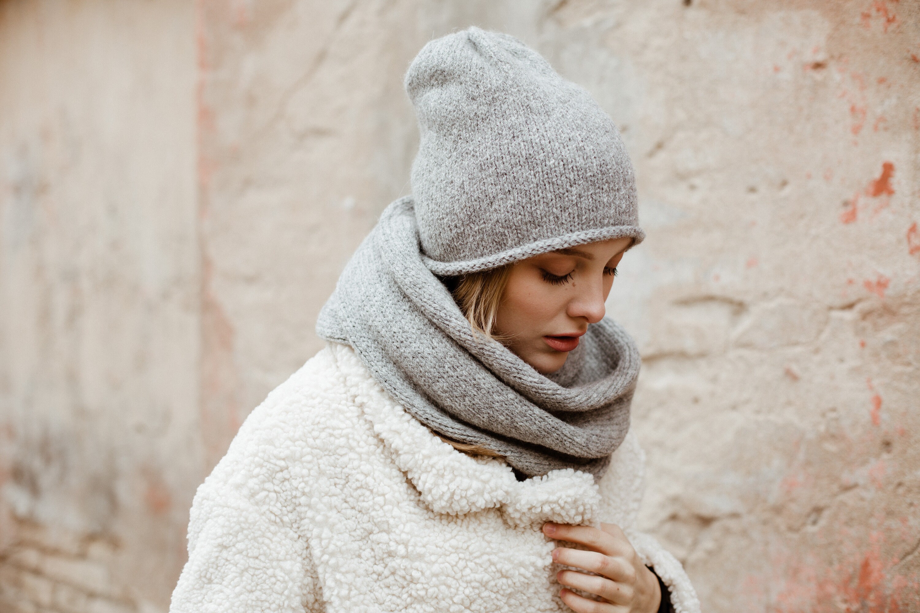Extra Large luxurious lambswool snood/ Only One Available/Chunky Knit ...