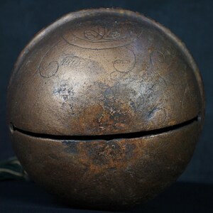 Antique Japan Dai-suzu Buddhist/shinto Temple Bell 1900 tokugawa Iron ...