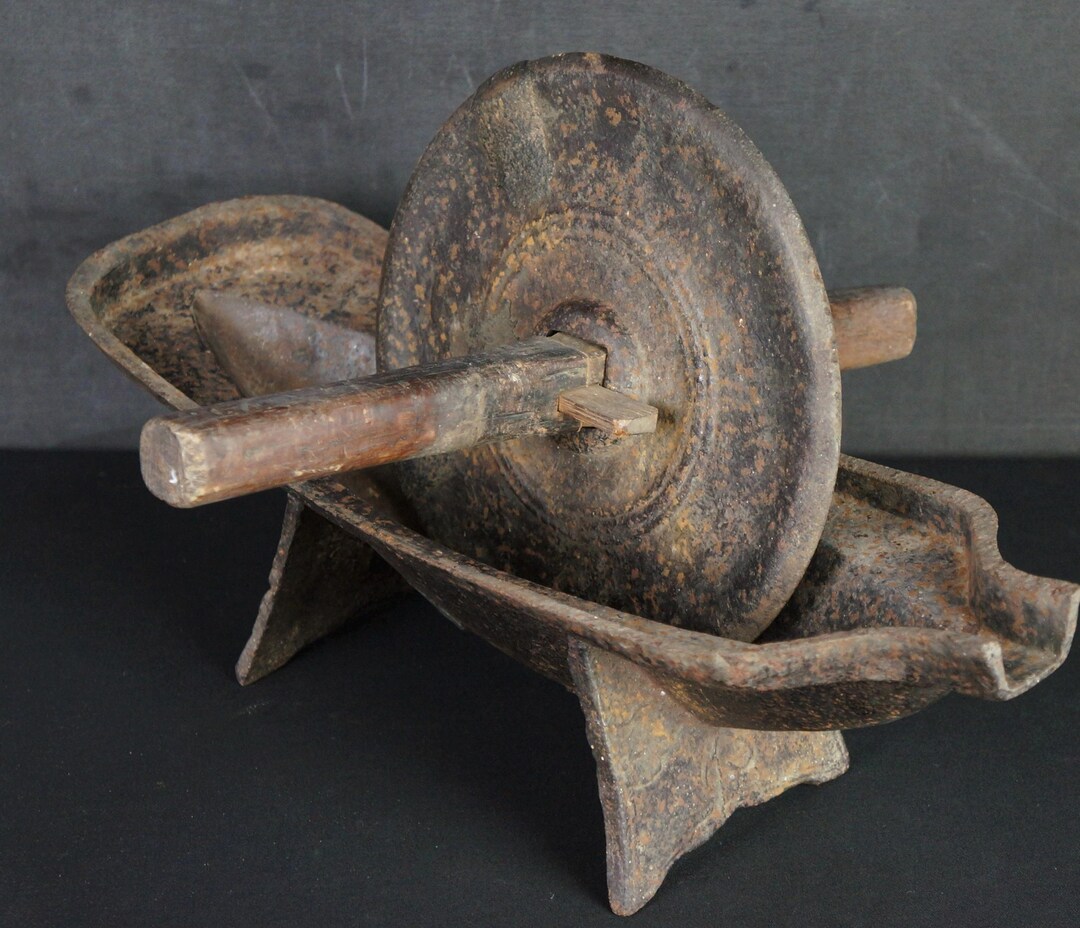 Antique Japan Yagen Cast Iron Grinder 1700 Kampoyaku Remedy - Etsy