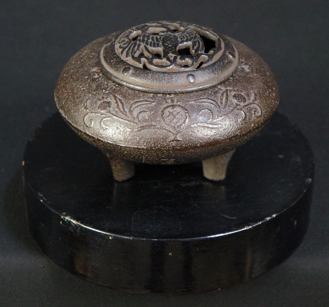Incense Koro japanese iron Censer Craft 1900 Sand Cast Craft - Etsy