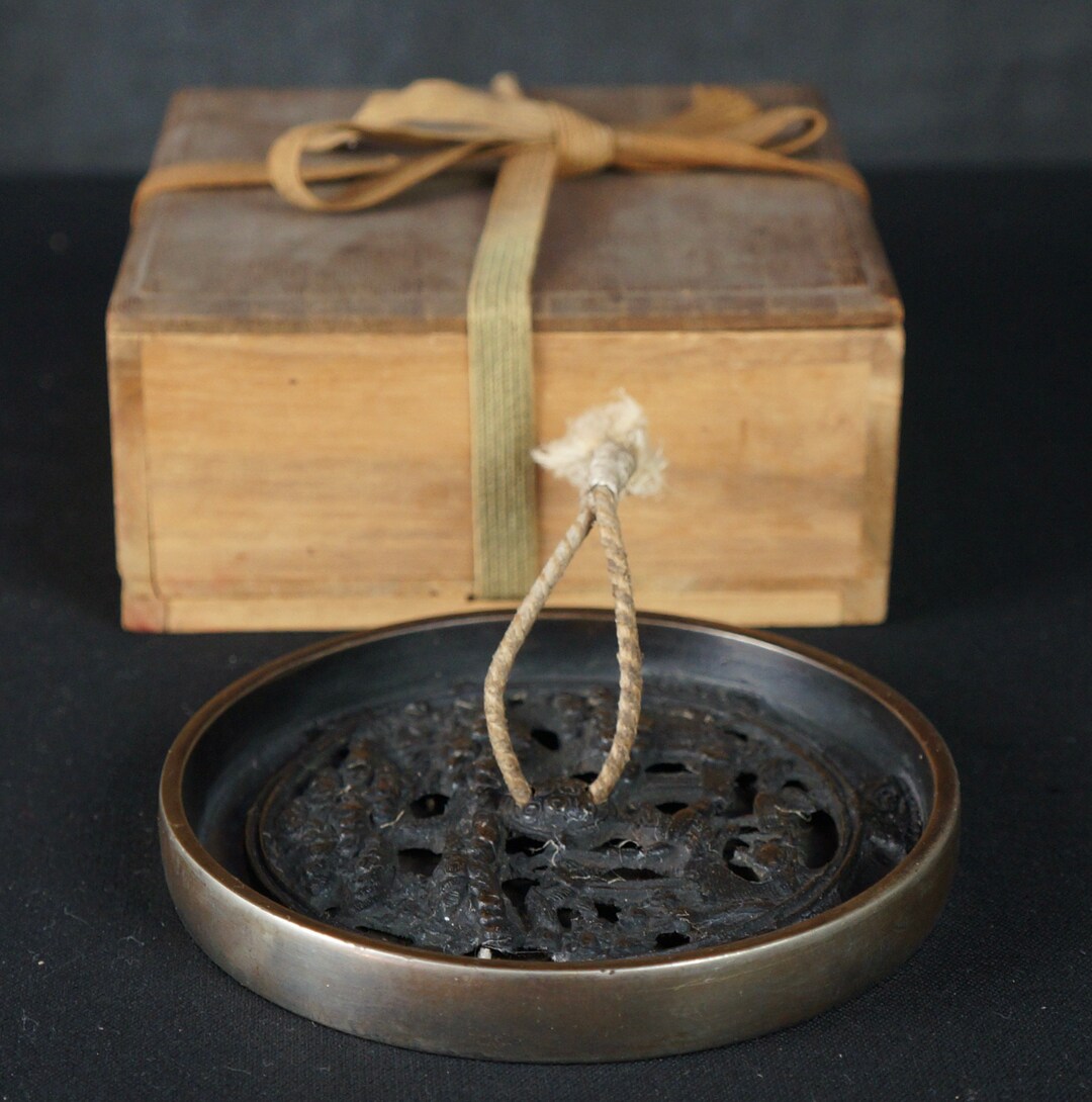 Antique Japan Bronze Mirror Bunchin-kagami XVIII C. Lost Wax Craft ...