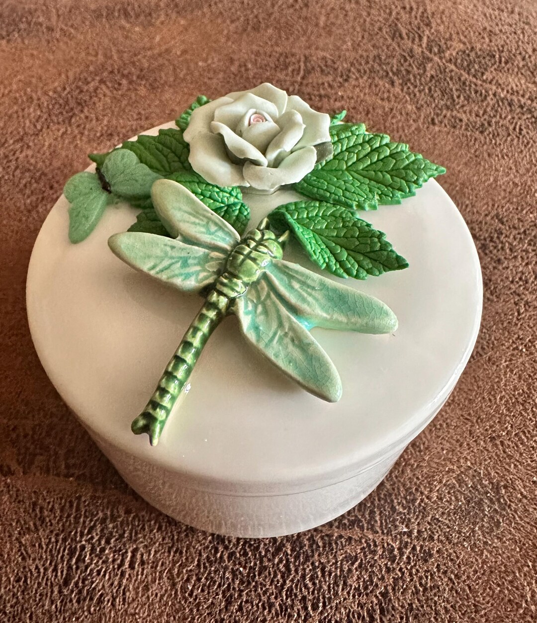 Ceramic Bisque 3-inch Trinket Dish - White Rose, Dragonfly & Butterfly ...
