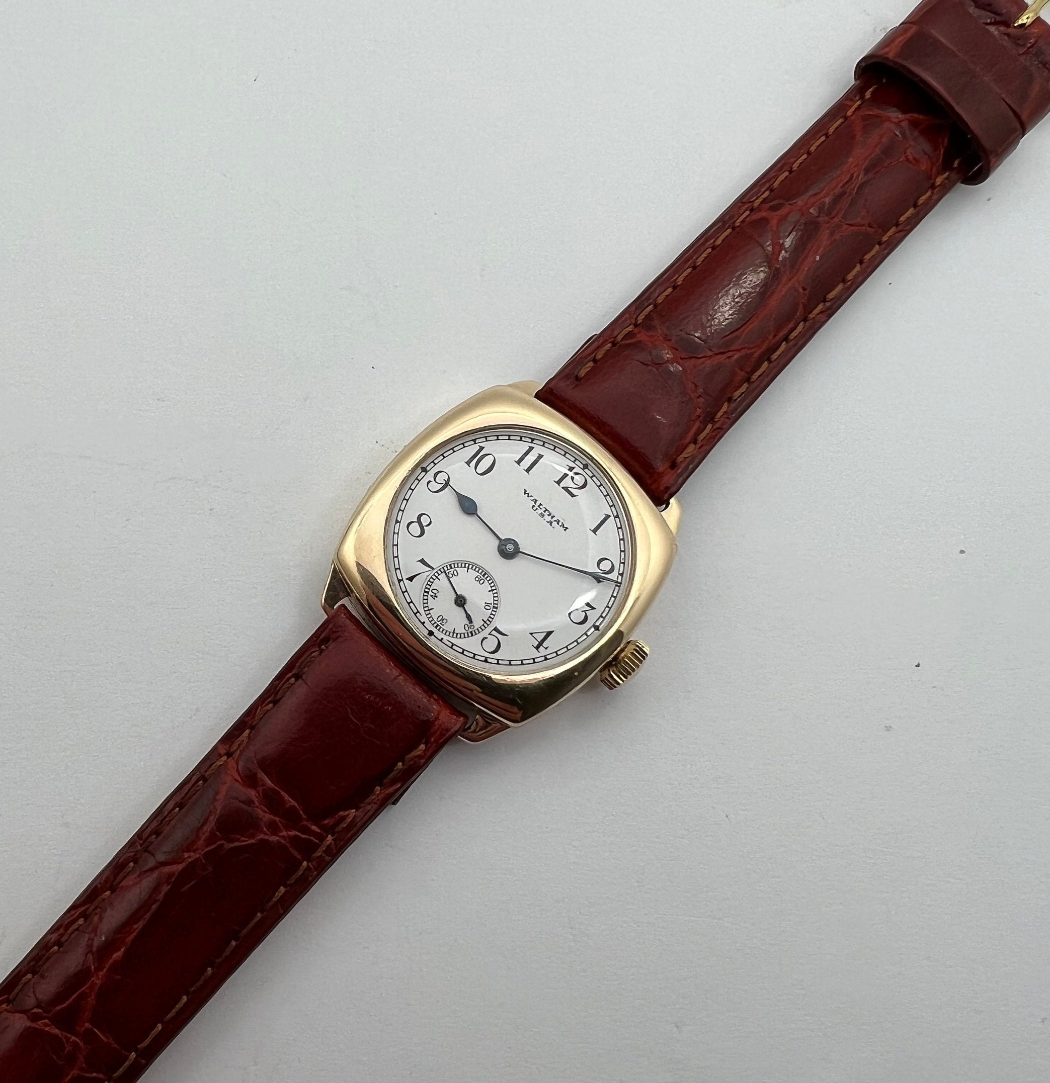 1928 Waltham Solid Gold ( 9 karat) 7 Jewel Power Plant, UK Origin!