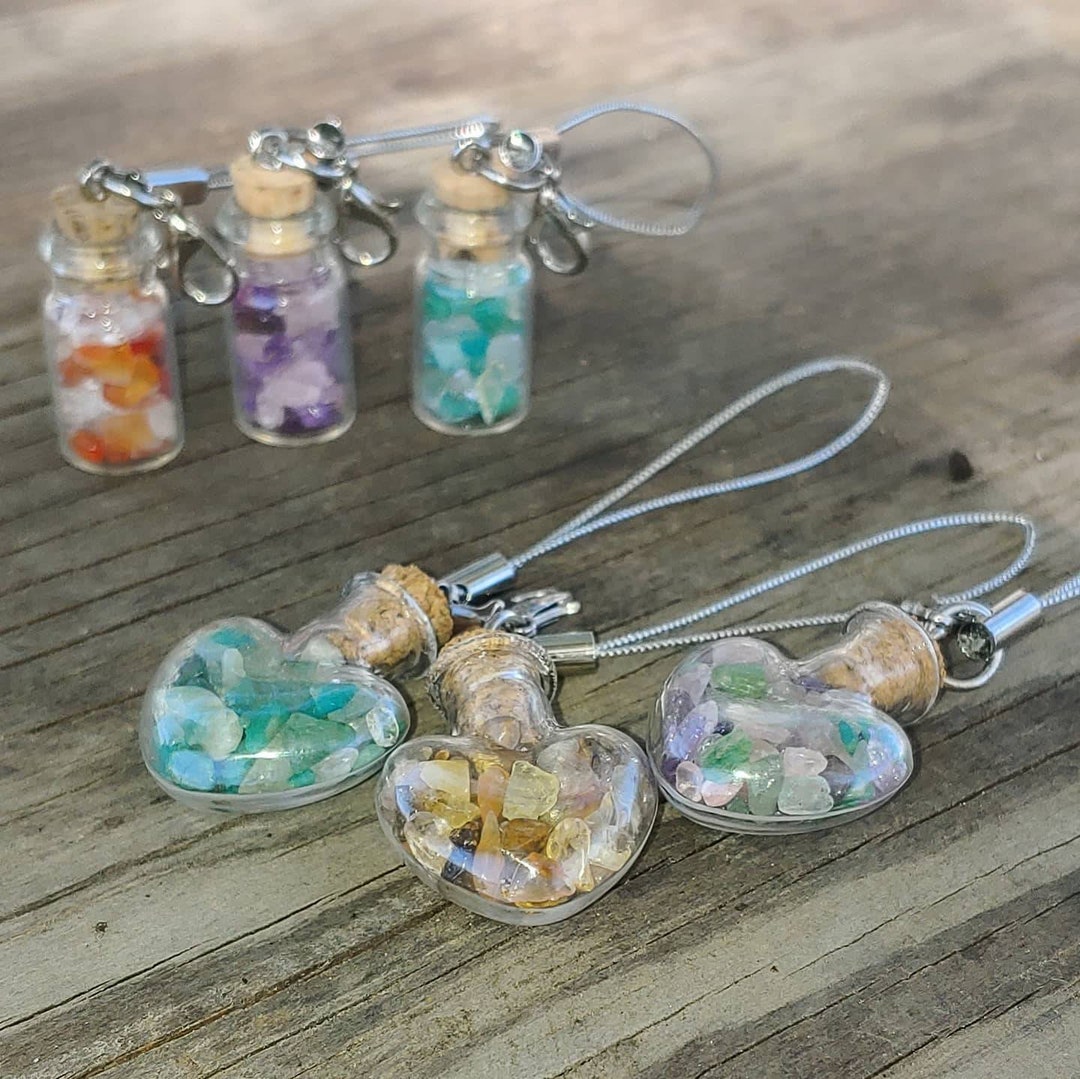 Mini Crystal Lanyard, Healing Crystal Chips, Mini Glass Bottle With ...
