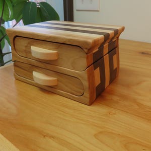 Handmade Hickory Wood Jewelry Box: Bandsaw Inlay Design - Etsy