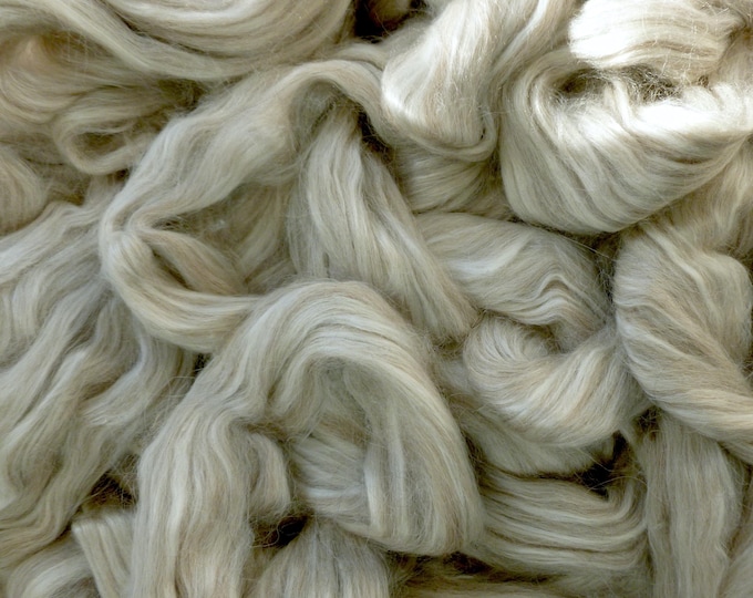 Alpaca and Silk Roving 1oz - Silver Grey Baby Alpaca /silk Blend ...