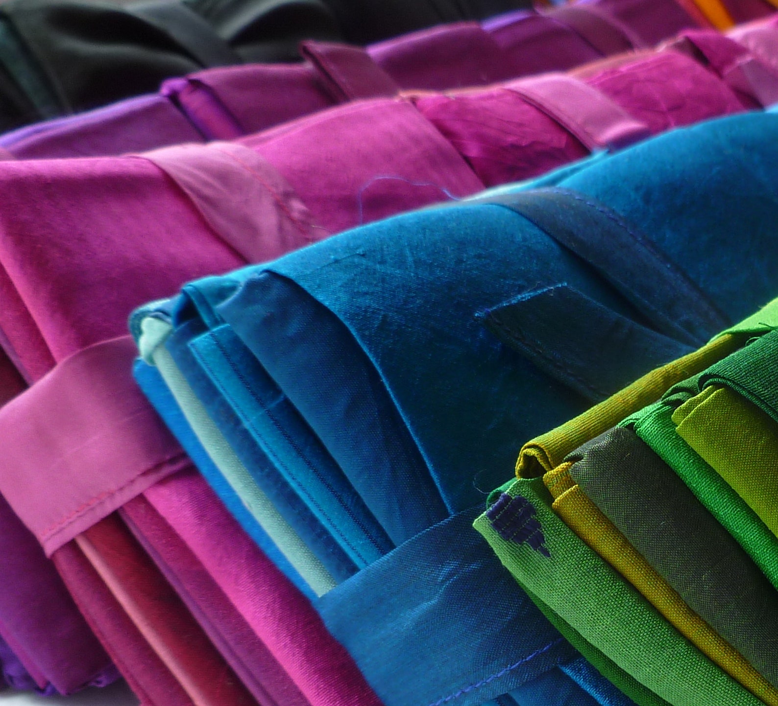 Silk Fabric Recycled 100% Sari Silk Fat Quarters 12 Piece - Etsy