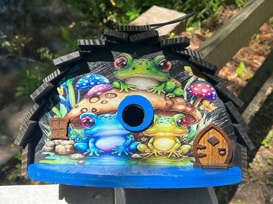 BIRDHOUSE, Frog Birdhouse, Crooked Birdhouse, Unique Birdhouse, Large ...