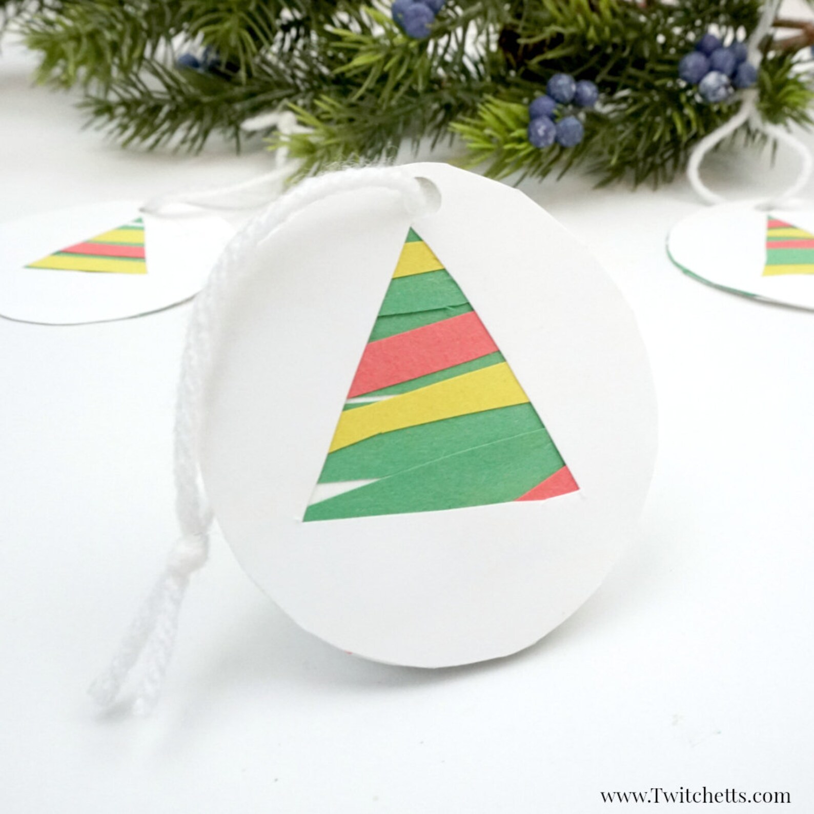 Paper Christmas Ornament Craft, Paper Ornament, DIY Christmas Gift From ...