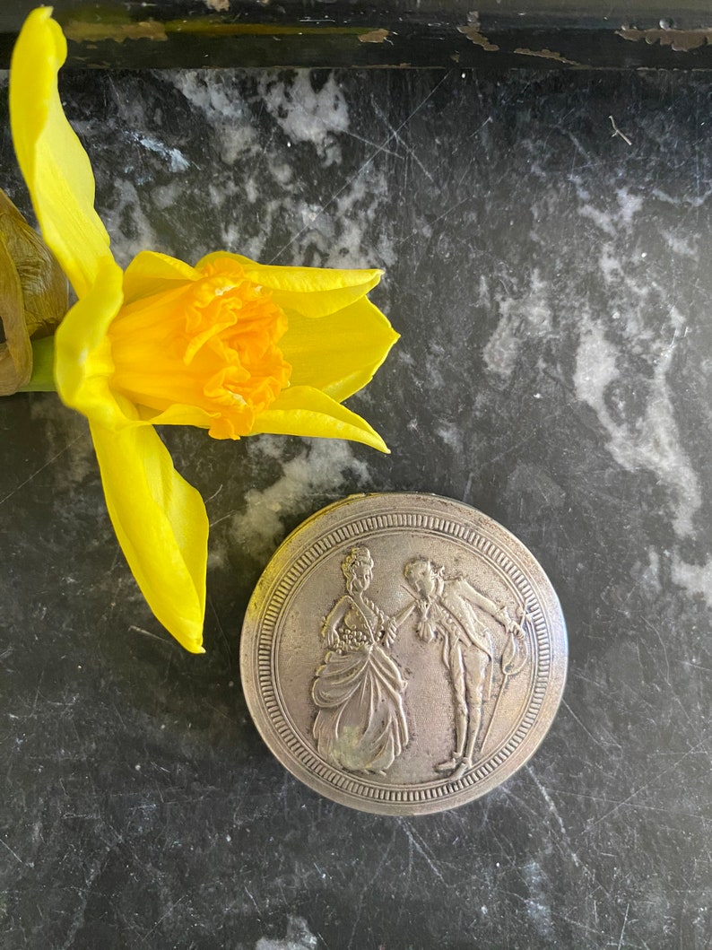 Antique Norida Powder Compact, Aderon, Aristocrat Line, Silvertone ...
