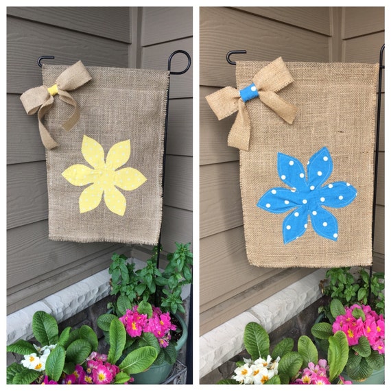 Items similar to Flower Burlap Flag, Spring Flower Garden Flag, Spring ...