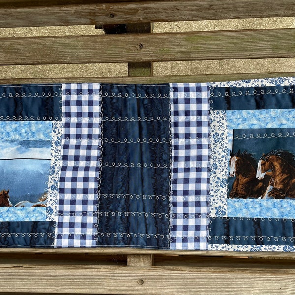 Horse Table Runner - Etsy