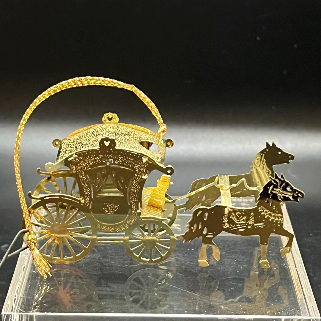Horse and Carriage Christmas Decoration - Etsy