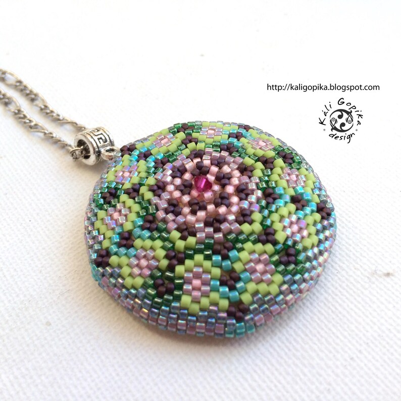 Green Floral Beaded Mandala Pendant - Etsy