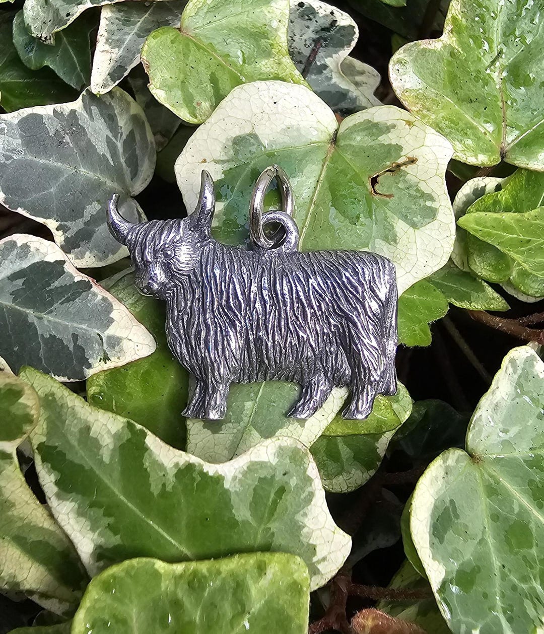 Highland Cow Pendant // Pewter Cow Charm // Scottish Coo // Celtic ...