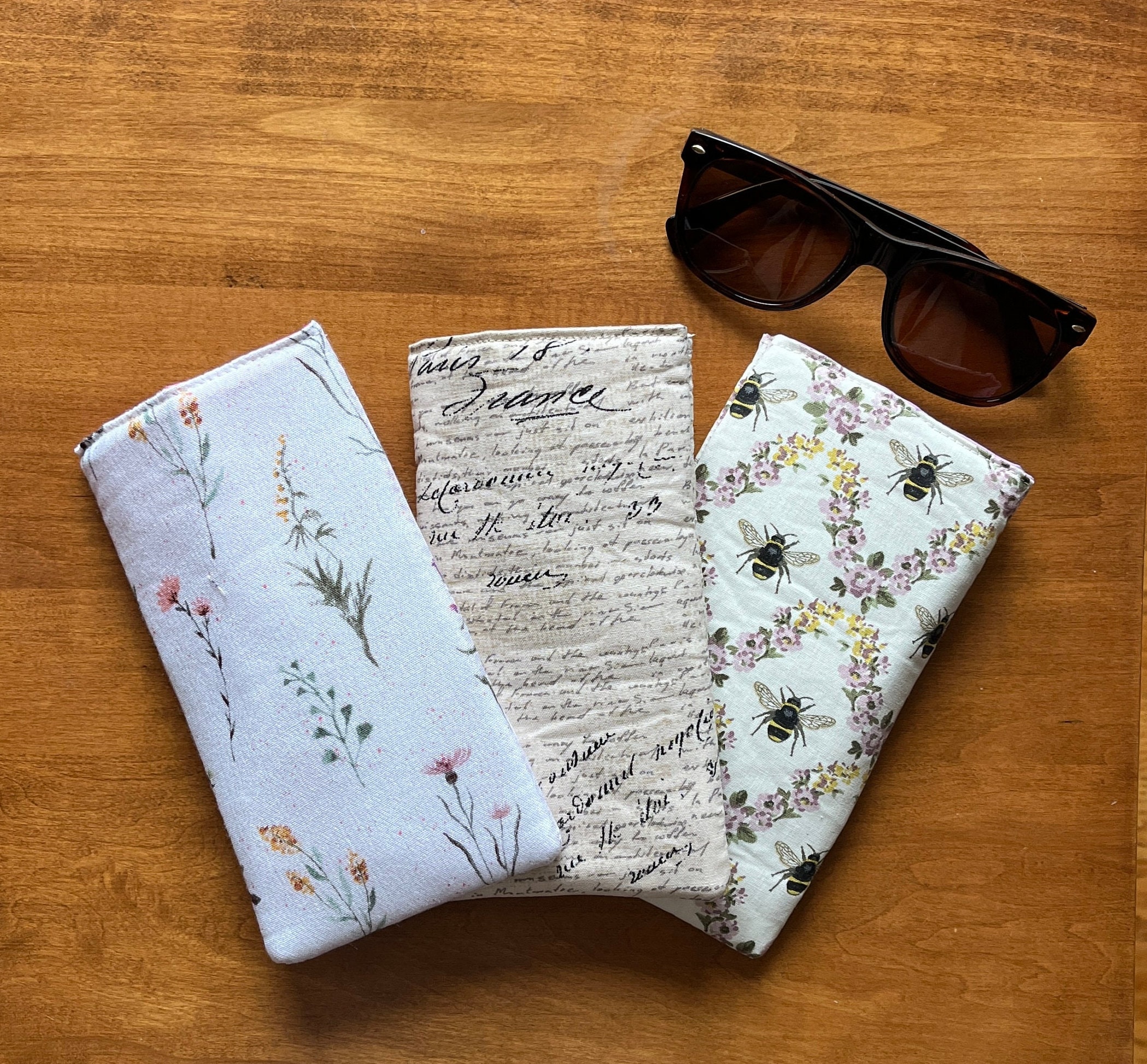 Glasses Case Fabric Sunglasses Pouch Eye Wear Reading Eyeglasses Bumble Bee Wildflower Vintage
