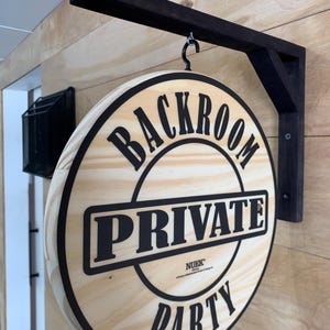 18 Inch Diameter Custom Pub & Wall Signs - Includes Hard Wood Wall ...