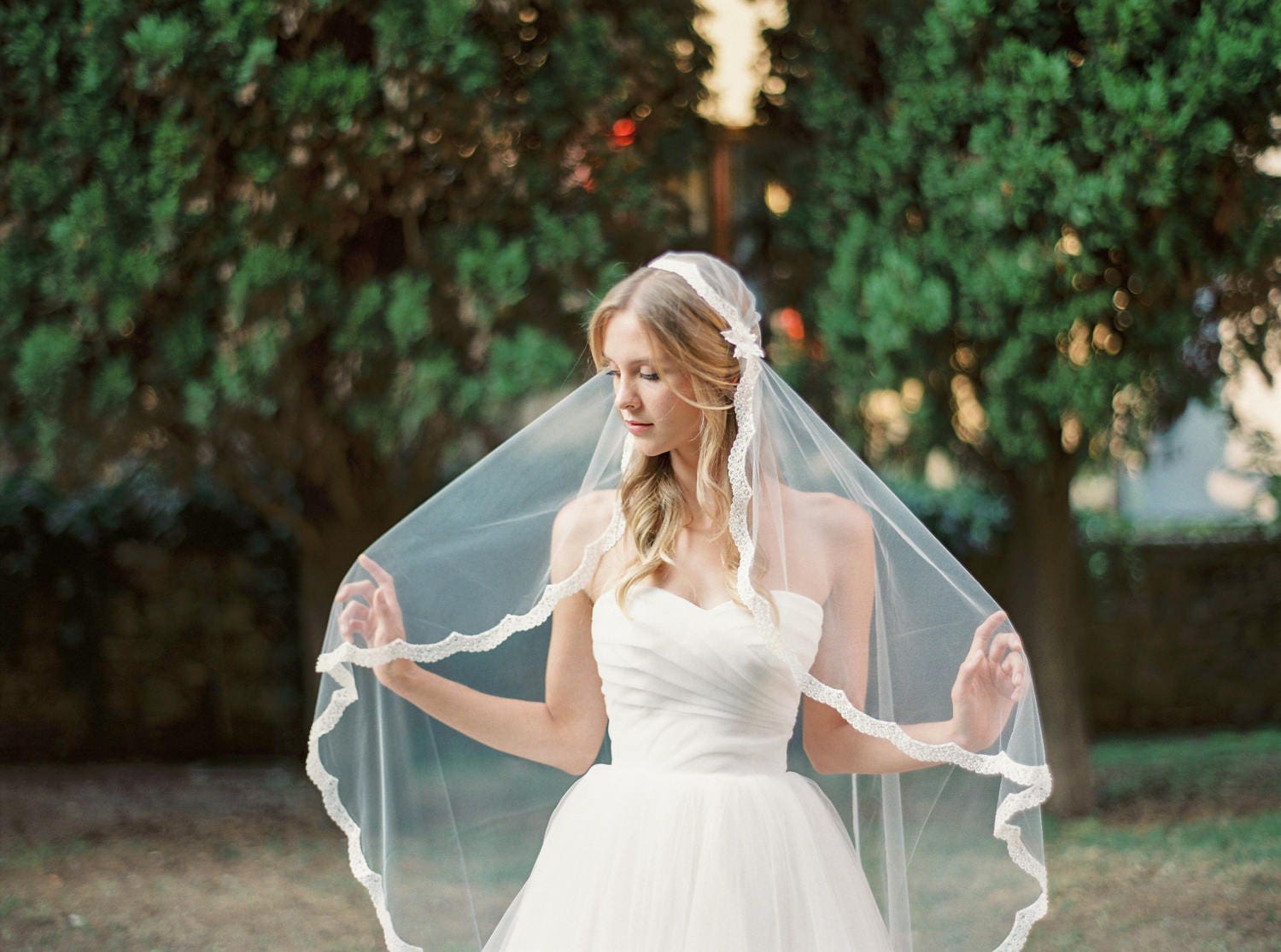 Beaded Lace Juliet Cap Wedding Veil: Scallop Edge, 1920s Style - Etsy