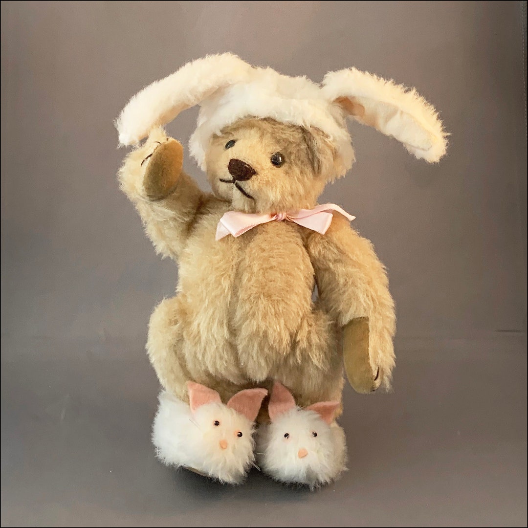 Vintage Bunny Rabbit Teddy Bear by Linda Spiegel - Etsy