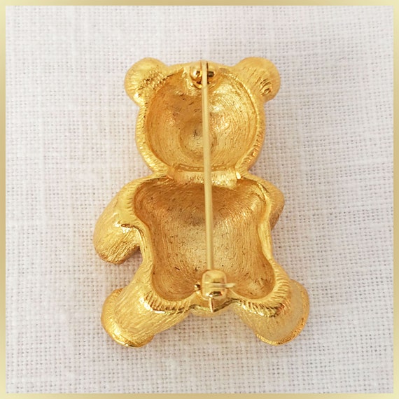 Vintage Rhinestone Teddy Bear Trifari Pin - Gem