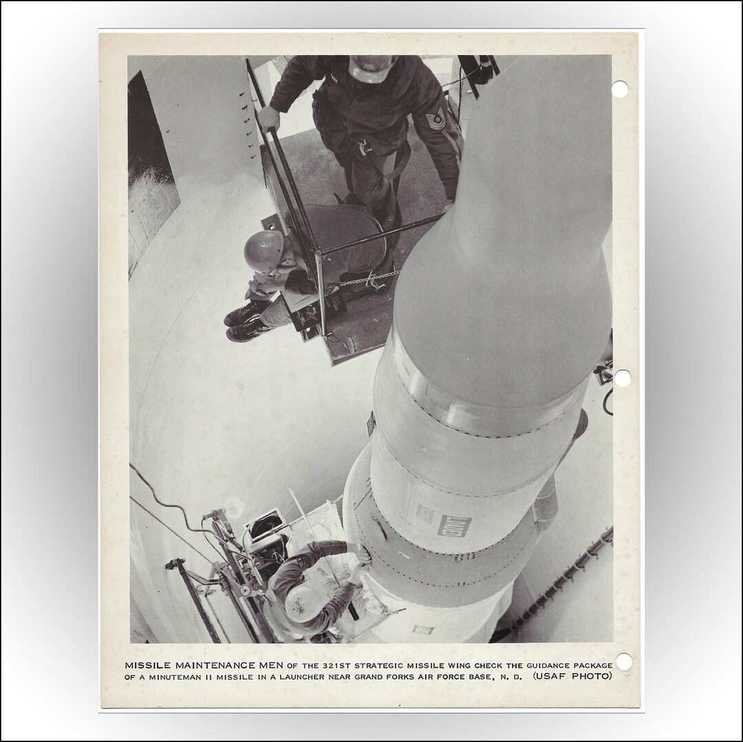 Minuteman II Missile Vintage US Air Force Print 8x10 - Etsy