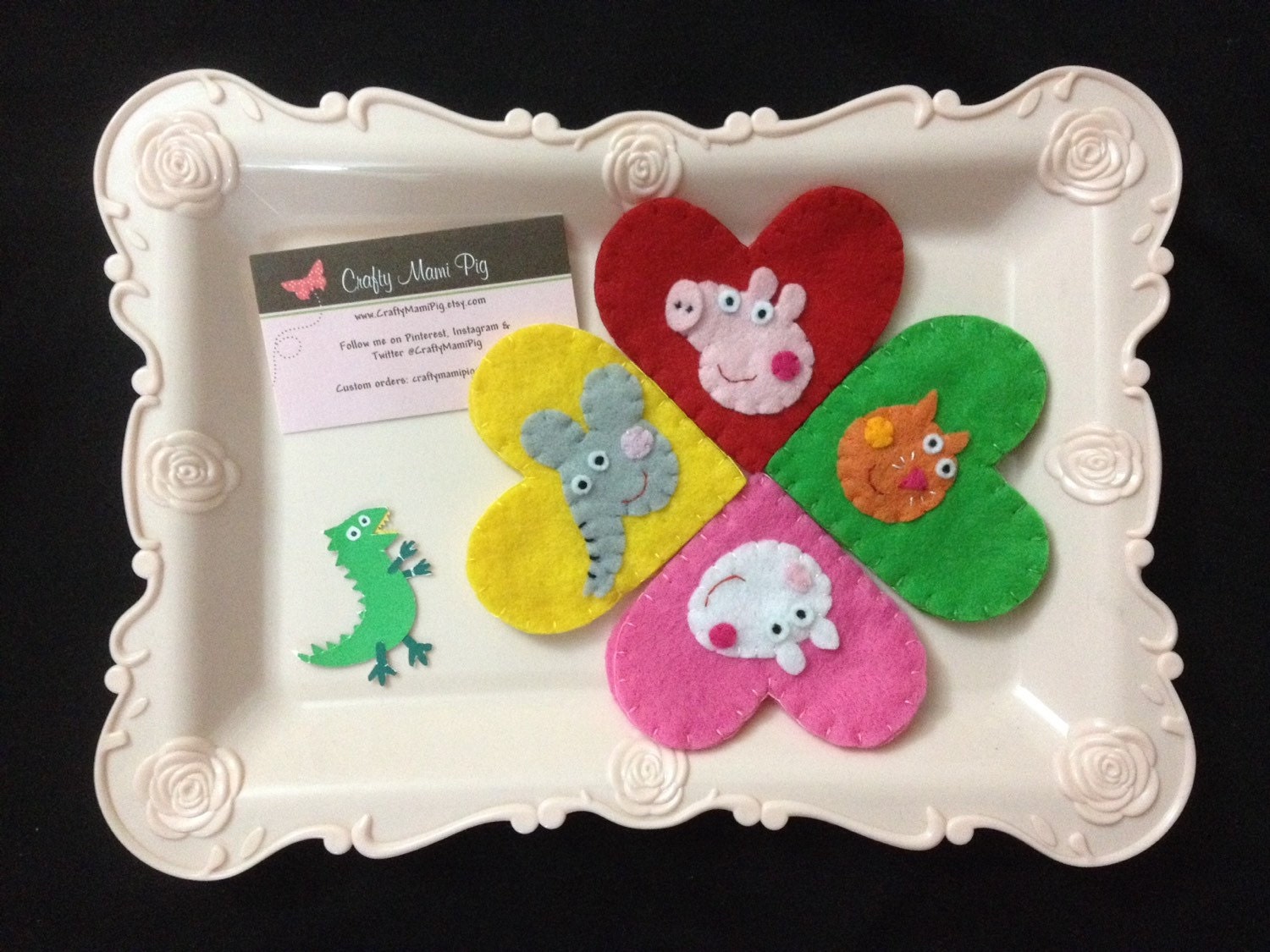 Peppa Pig Gift Card Holder // Felt Heart Shape Corner Bookmark - Suzy ...
