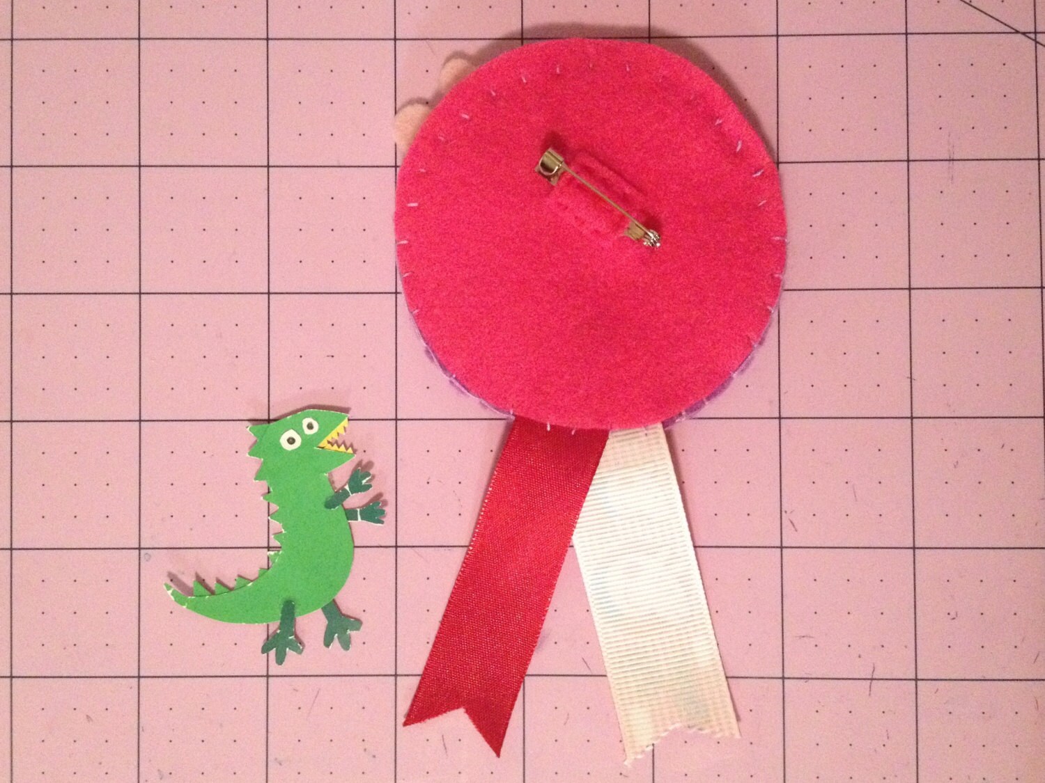 Peppa Pig Felt Birthday Badge Rosette for 4th / 5th Birthday Girl With Felt Brooch Pin & Broche ...