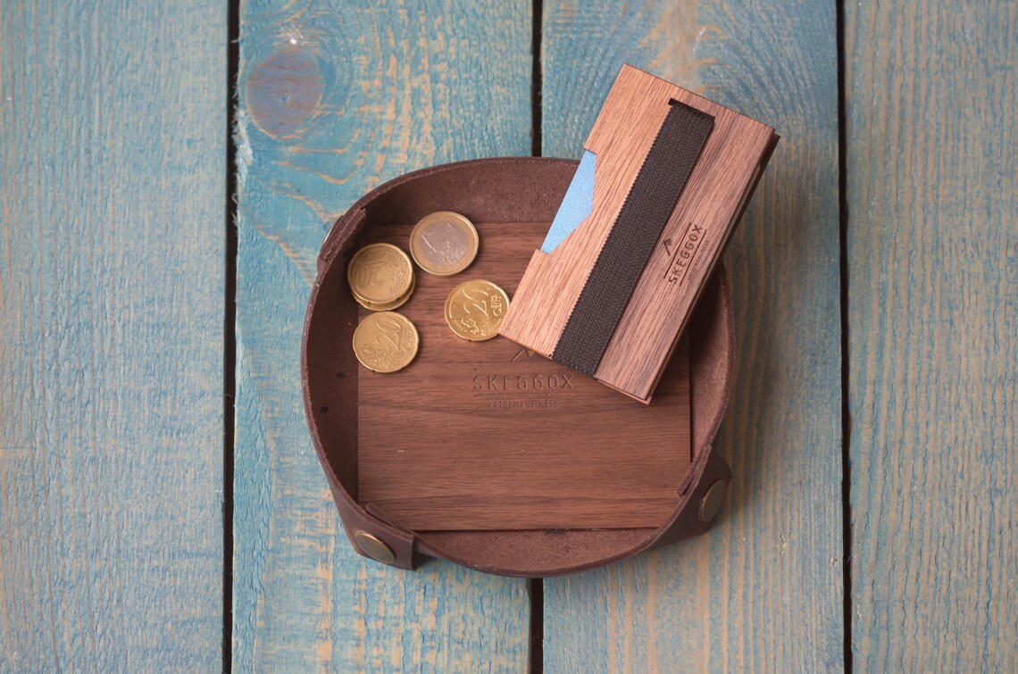Minimalist Men’s Front Pocket Wallet – Handmade From American Walnut ...