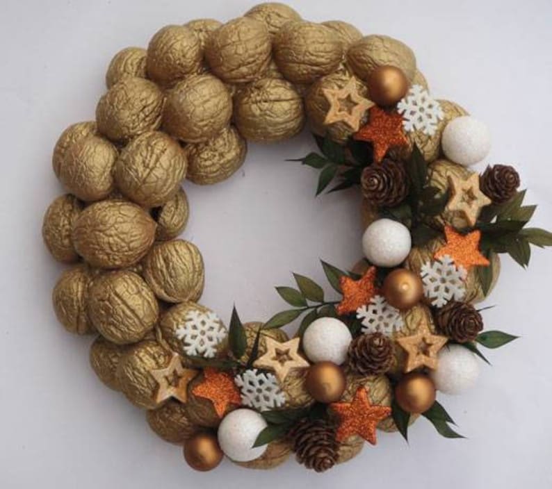 Walnut Shell Carving, Folk Art Carving, Carving Tool, Bear Carving ...