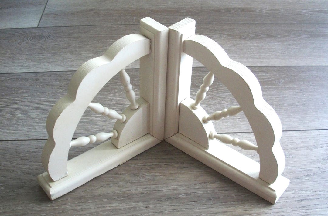 Wooden White Corbels Corner Bracket, Spindles Gingerbread Trim ...