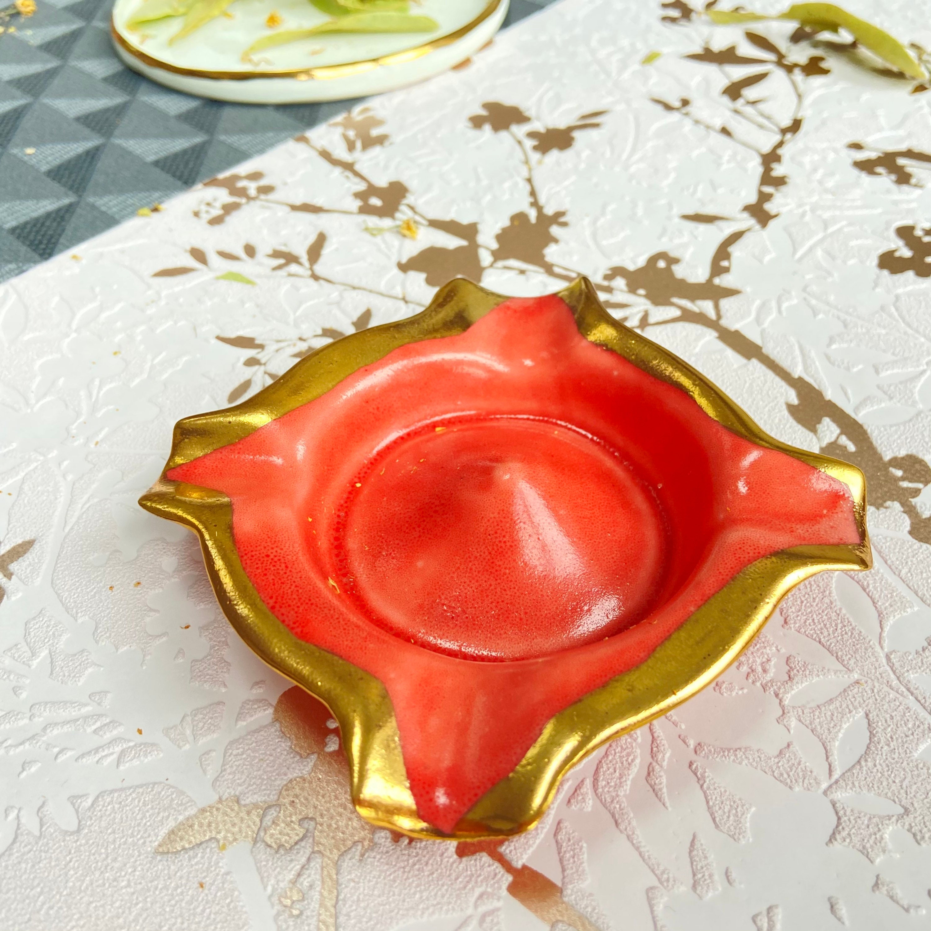 Coral red ashtray art deco ash dish for smokers | Etsy