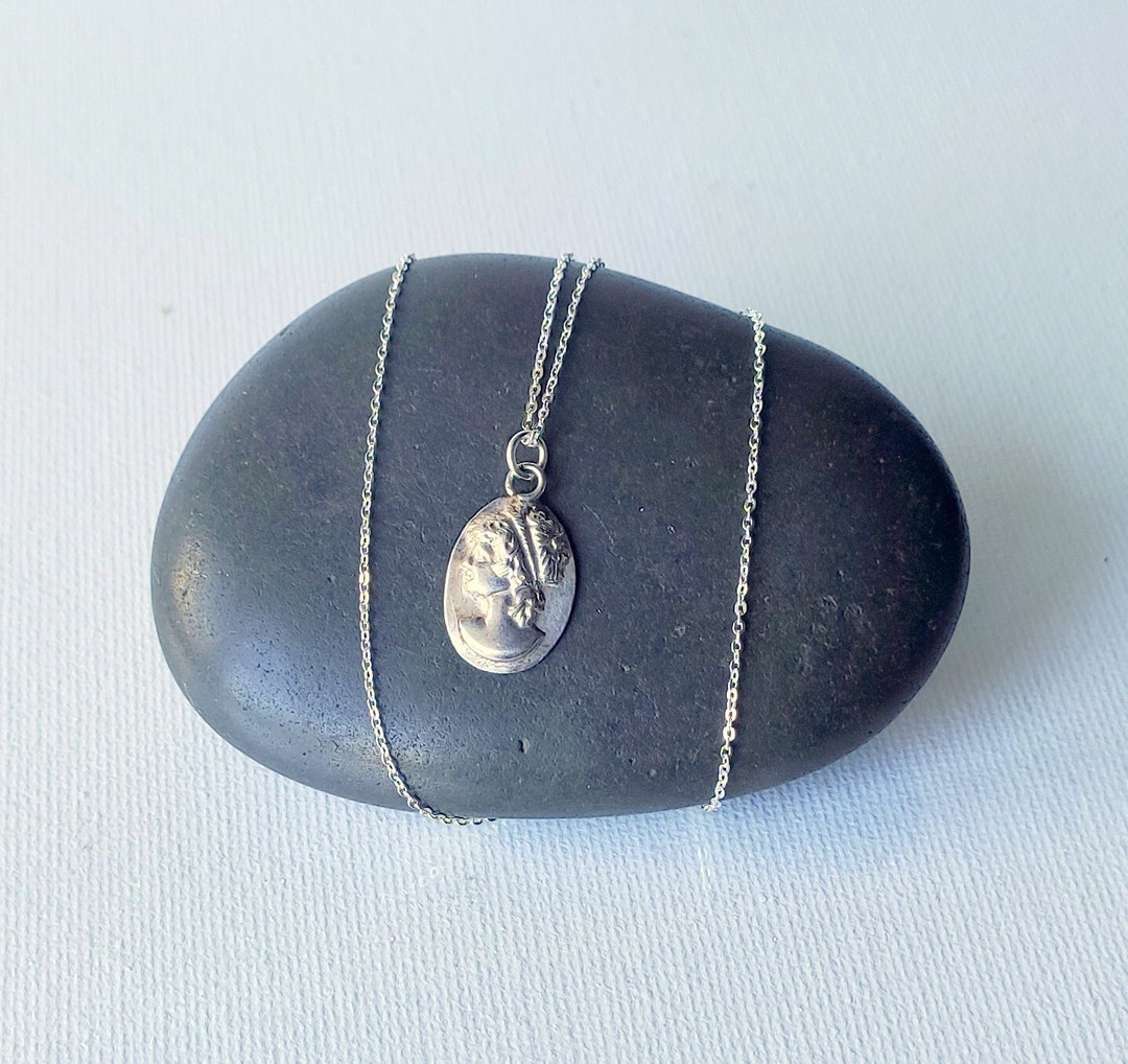 Sterling Silver Lady Profile Charm/pendant 16+2" Necklace Minimalist ...