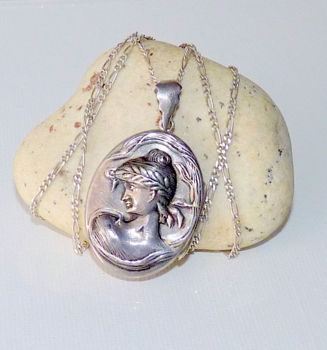 Sterling Silver Antique Lady Profile Locket Pendant 30" Necklace ...