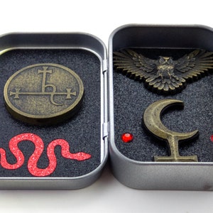 Pocket Shrine for the Goddess Lilith, Miniature Altar, Offering Box - Etsy