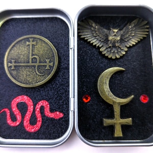 Pocket Shrine for the Goddess Lilith, Miniature Altar, Offering Box - Etsy