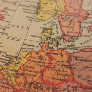 1950 Vintage Map of Europe - Etsy