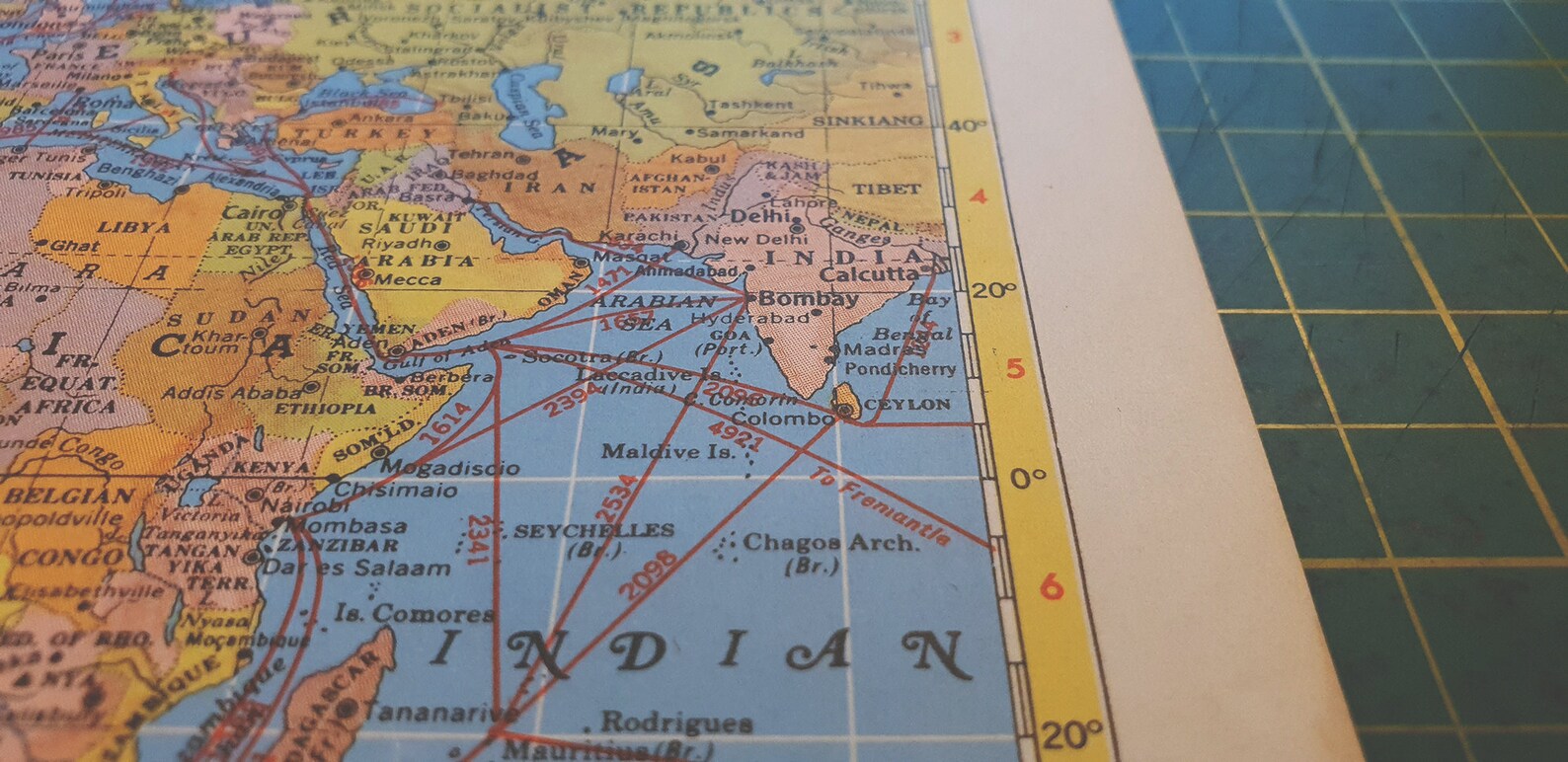 1958 Vintage World Map - Etsy