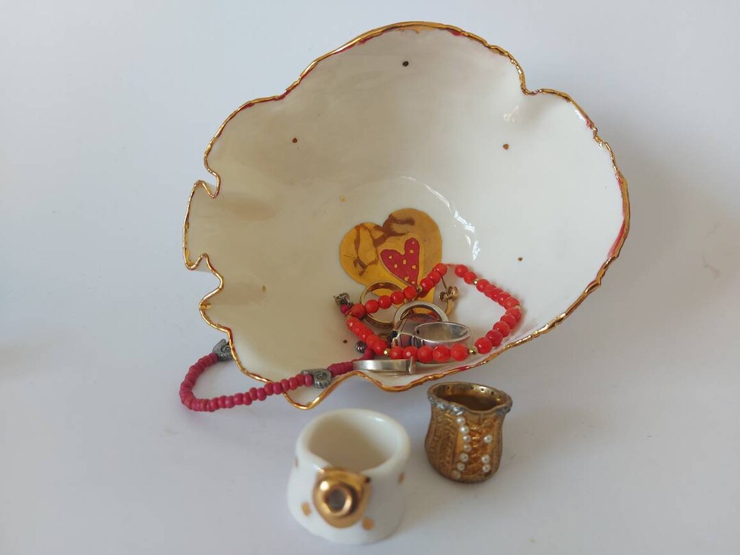 Modern Centerpiece, White and Red Ceramic Porcelain Bowl, Gold Luster ...