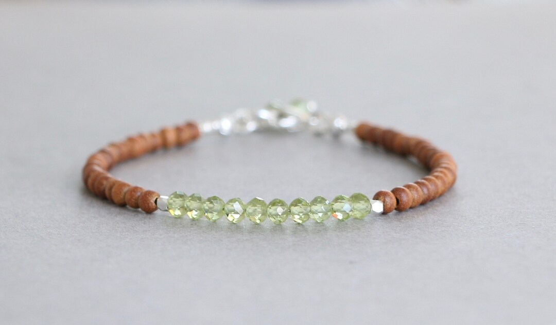Peridot Bracelet Sandalwood Bracelet August Birthstone Bracelet Beaded ...