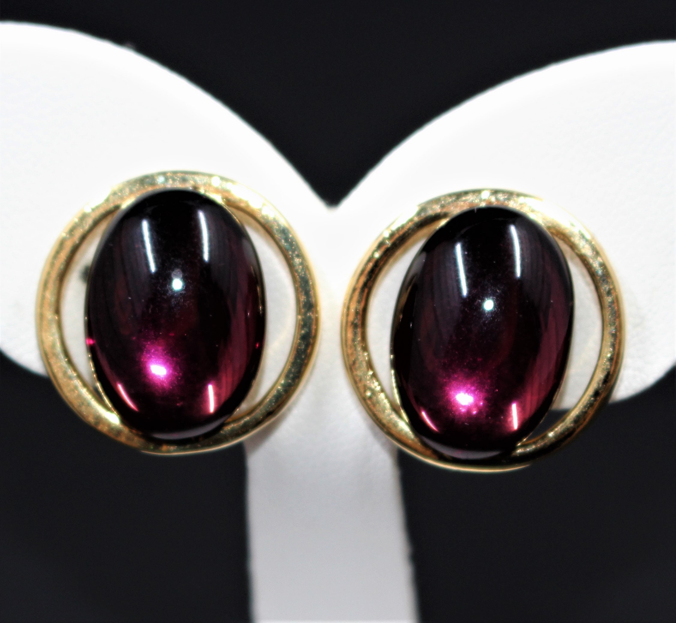 Vintage Round Napier Screw-on Spring Back Earrings Gold Tone With Oval ...