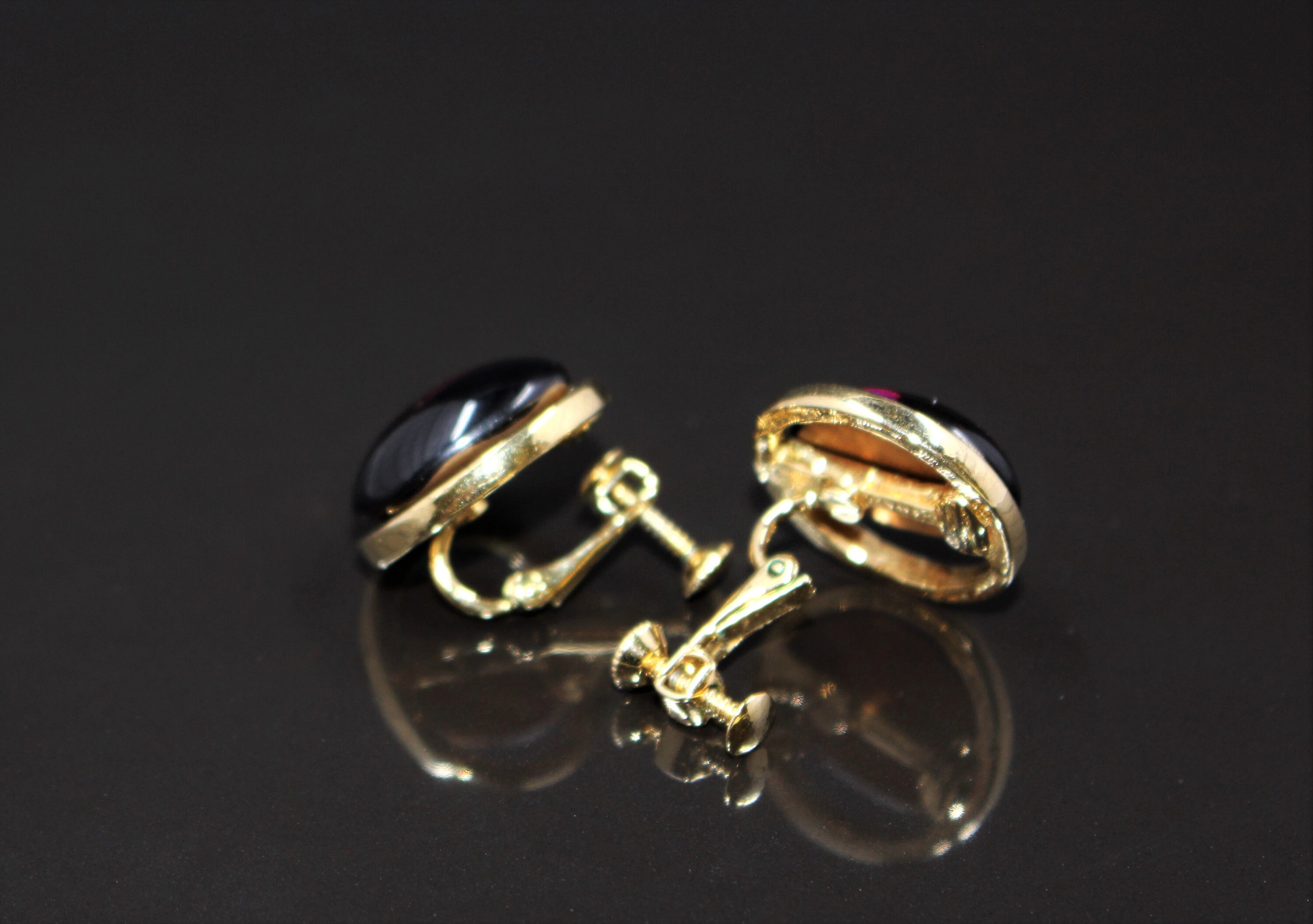 Vintage Round Napier Screw-on Spring Back Earrings Gold Tone With Oval ...