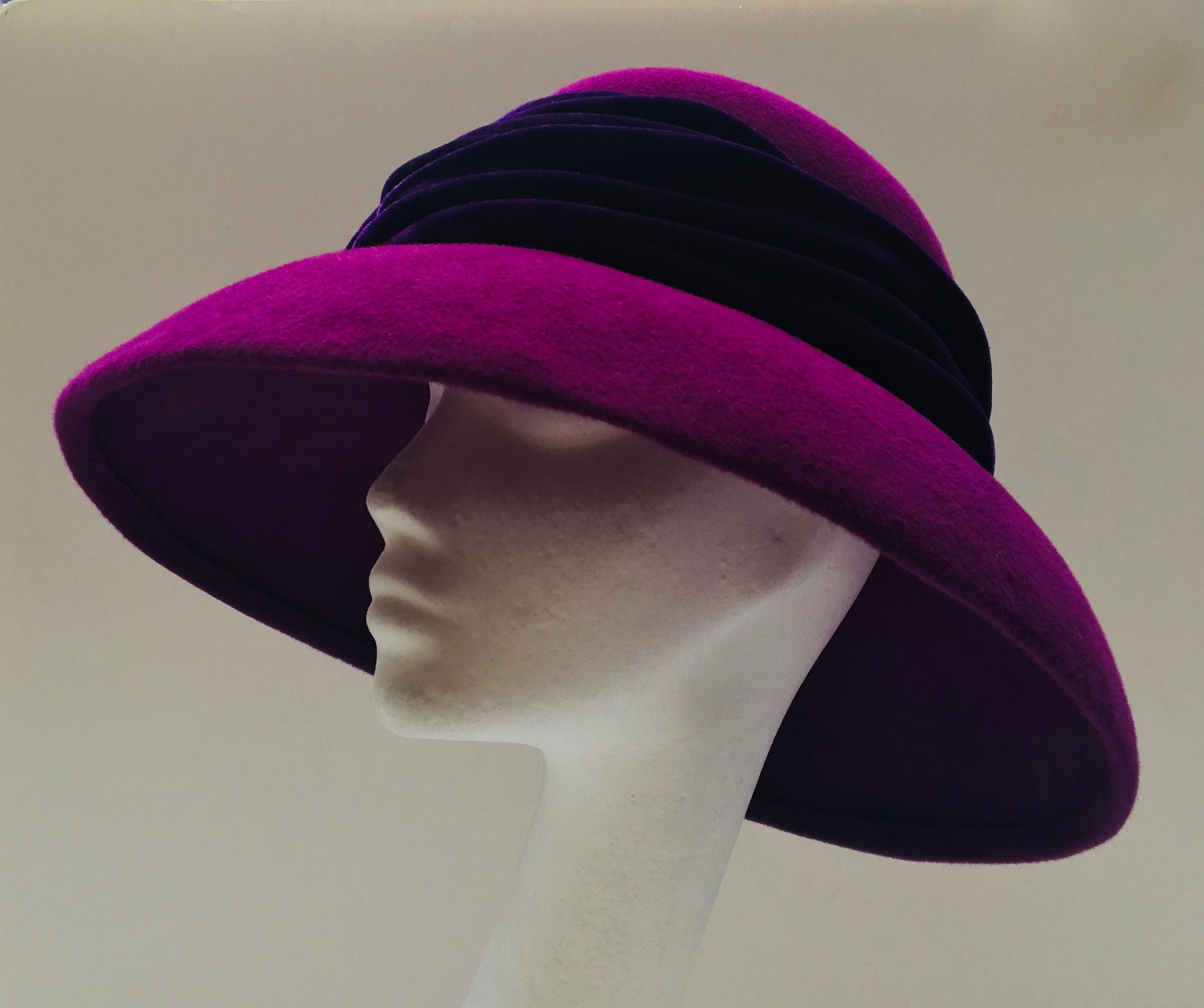 Beautiful Classic Audrey Hepburn Style Quality Felt and Velvet Hat ...