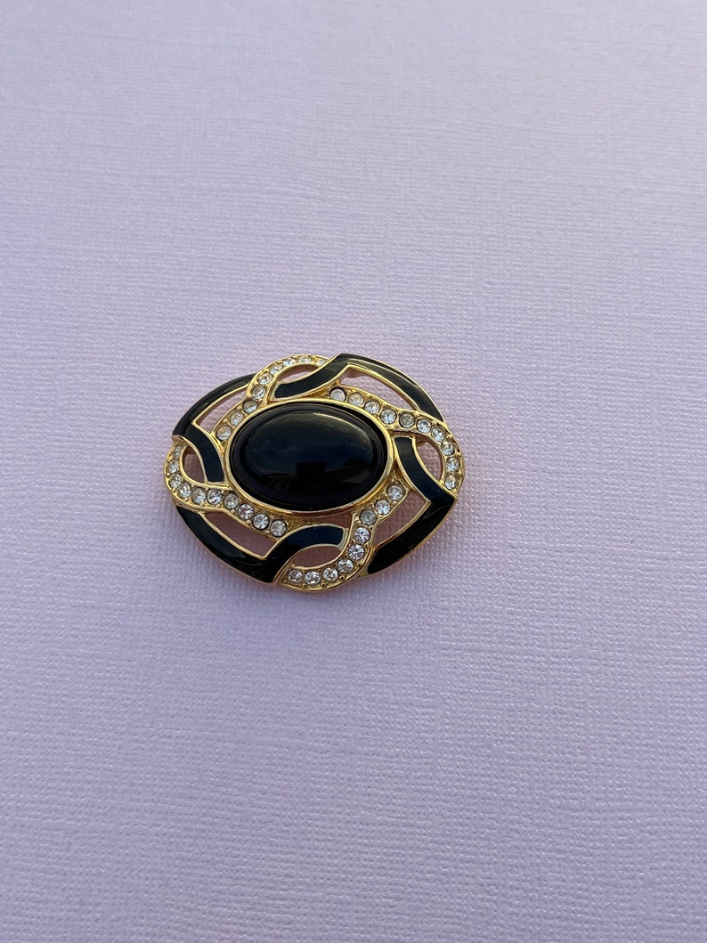 Vintage Trifari Pin Brooch Gold Tone and Black Enamel. - Etsy
