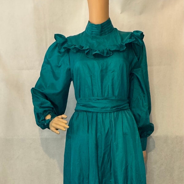 Victorian Dress Replica - Etsy