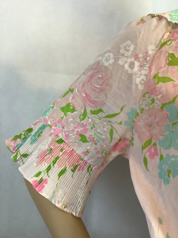 Smart Time Robe Pink Roses Accordion Pleats - Gem