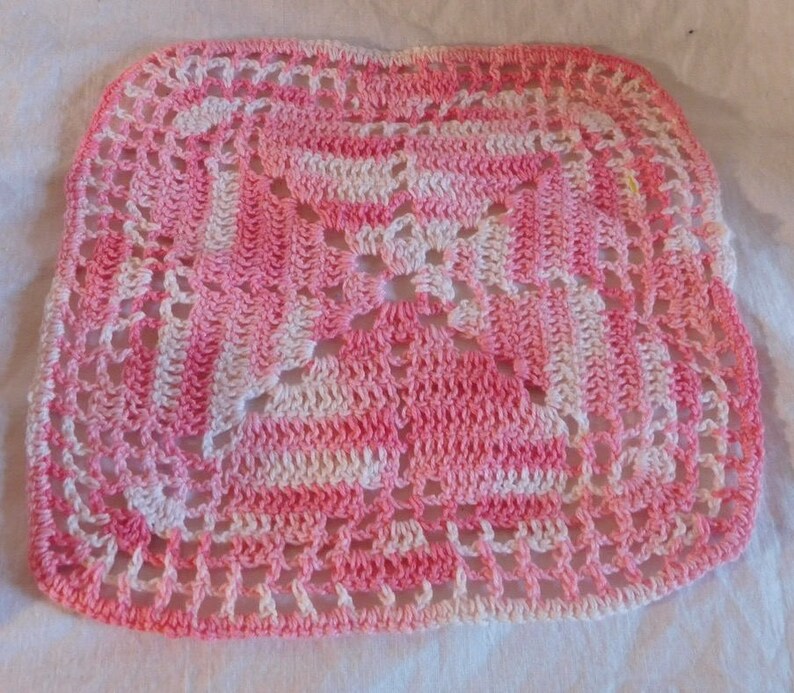 Vintage Crocheted Pink Doilies, Set of 3 - Etsy
